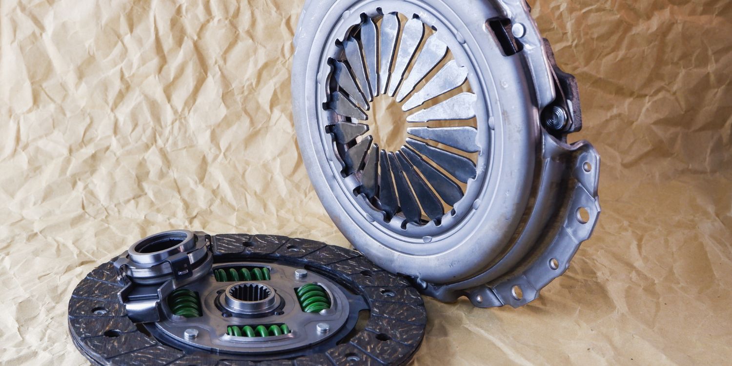 Do Automatic Cars Have a Clutch? Detailed Guide - Autogos